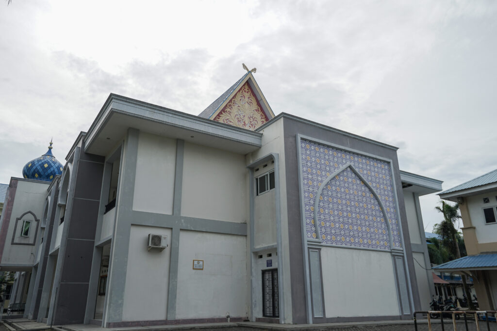 profil - Fakultas Agama Islam